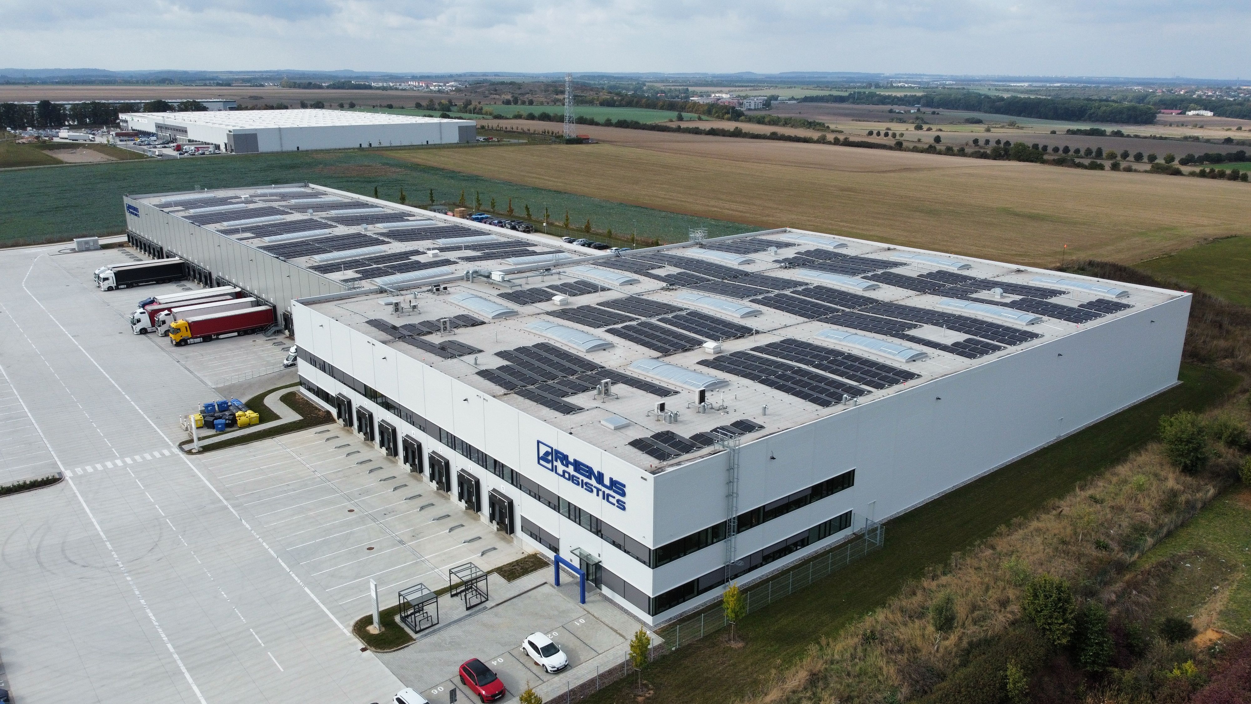 Sklady CTParků se plní solárními panely od Greenbuddies